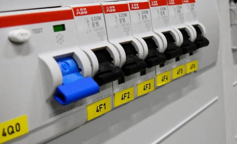 Cara Menentukan Besar Ampere MCB Dirumah - PT. MEGA CITRA BESTARI